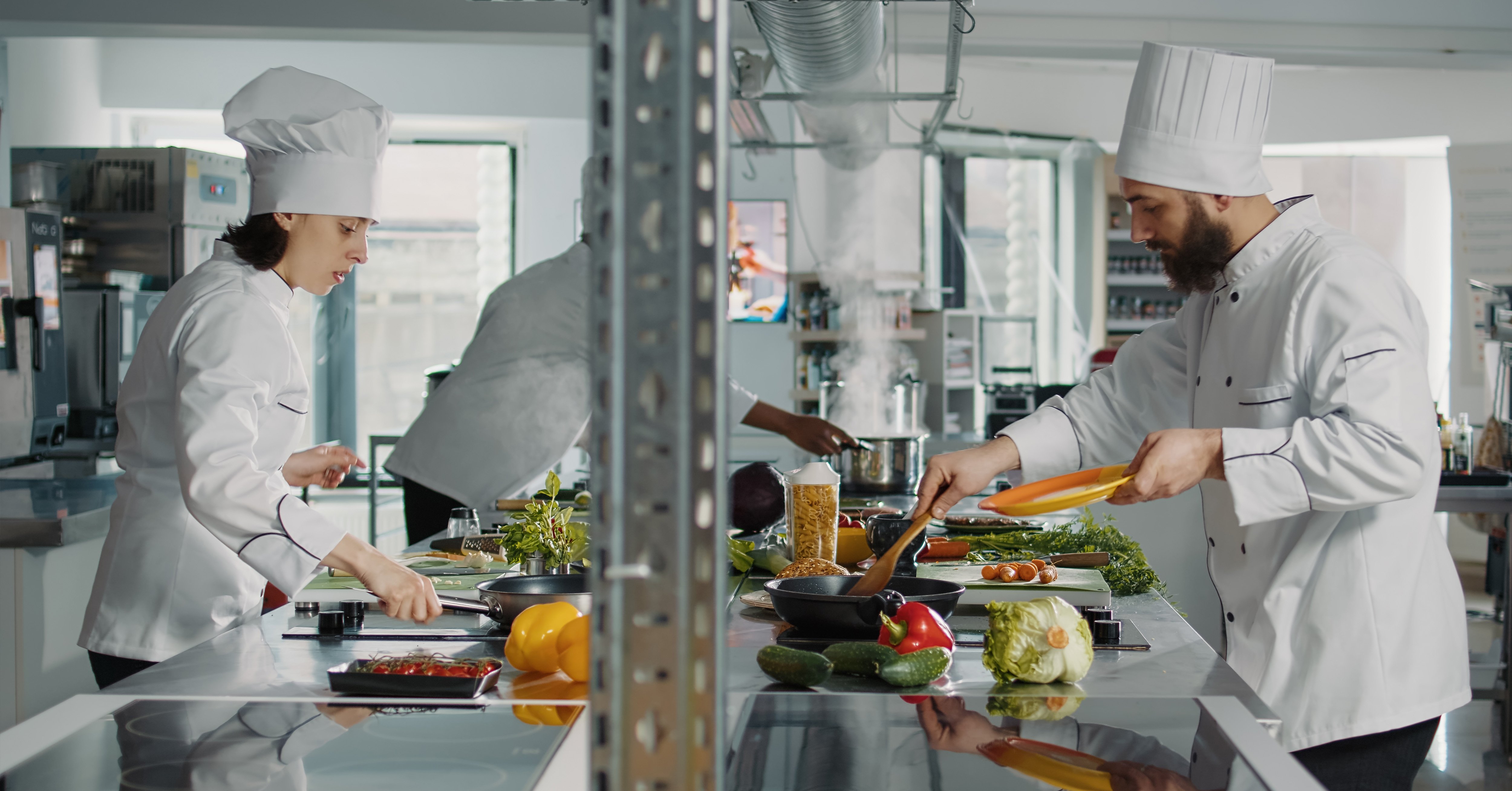 The comprehensive Guide to initiate your cloud kitchen in the UK.